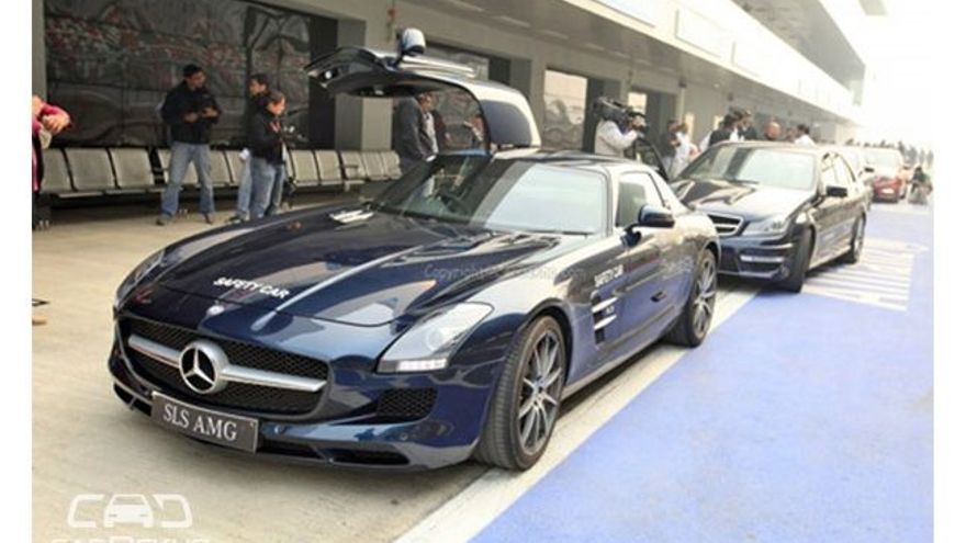 Mercedes-Benz SLS AMG Images - SLS AMG Interior & Exterior Photos & Gallery