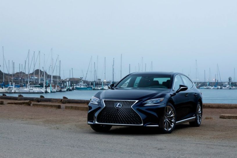 Lexus Teases New Flagship SUV Ahead Of Detroit Debut | CarDekho.com