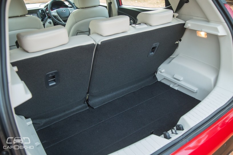 Mahindra XUV300 Price, Images, Mileage, Reviews, Specs