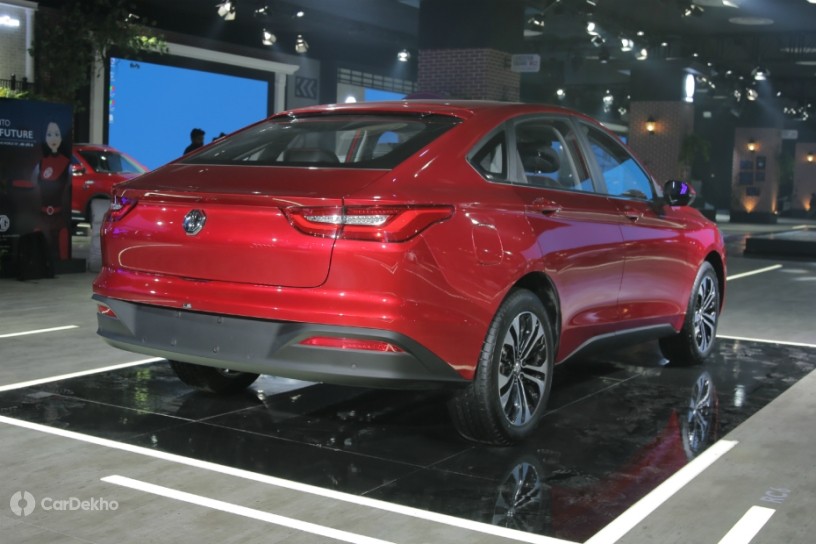 MG RC-6 Sedan Revealed At Auto Expo 2020 | CarDekho.com