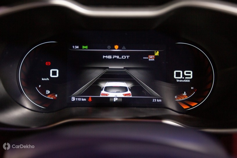 MG Astor Interior Detailed: Explore The Cabin In These 30 Pics ...