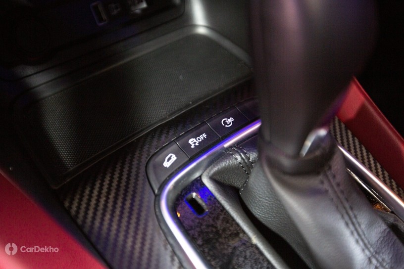 MG Astor Interior Detailed: Explore The Cabin In These 30 Pics ...