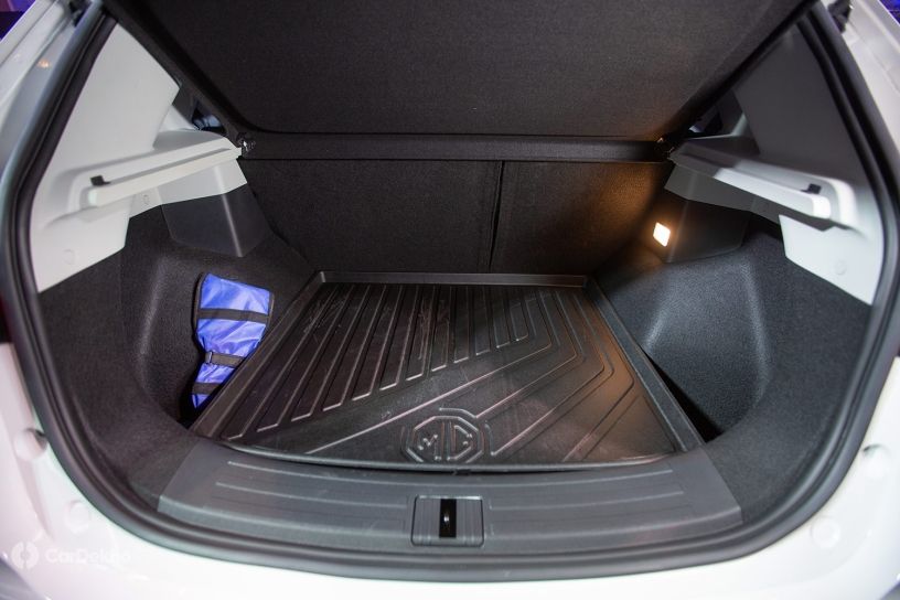 MG Astor Interior Detailed: Explore The Cabin In These 30 Pics ...