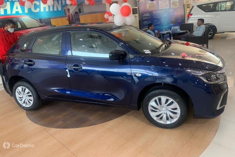 2022 Toyota Glanza Base E Variant Detailed In Images | CarDekho.com