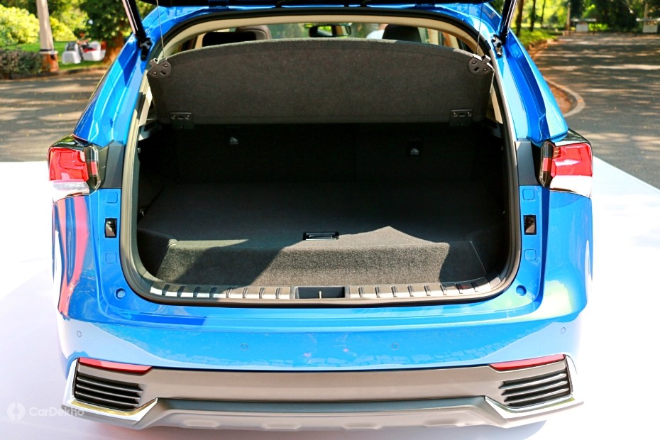 Lexus NX vs ES: Sedan Or SUV? | AUTOMOBILE NYOOOZ