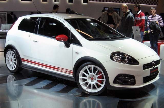 Fiat held Press Conference in Mumbai; no 2013 Punto and Linea ...