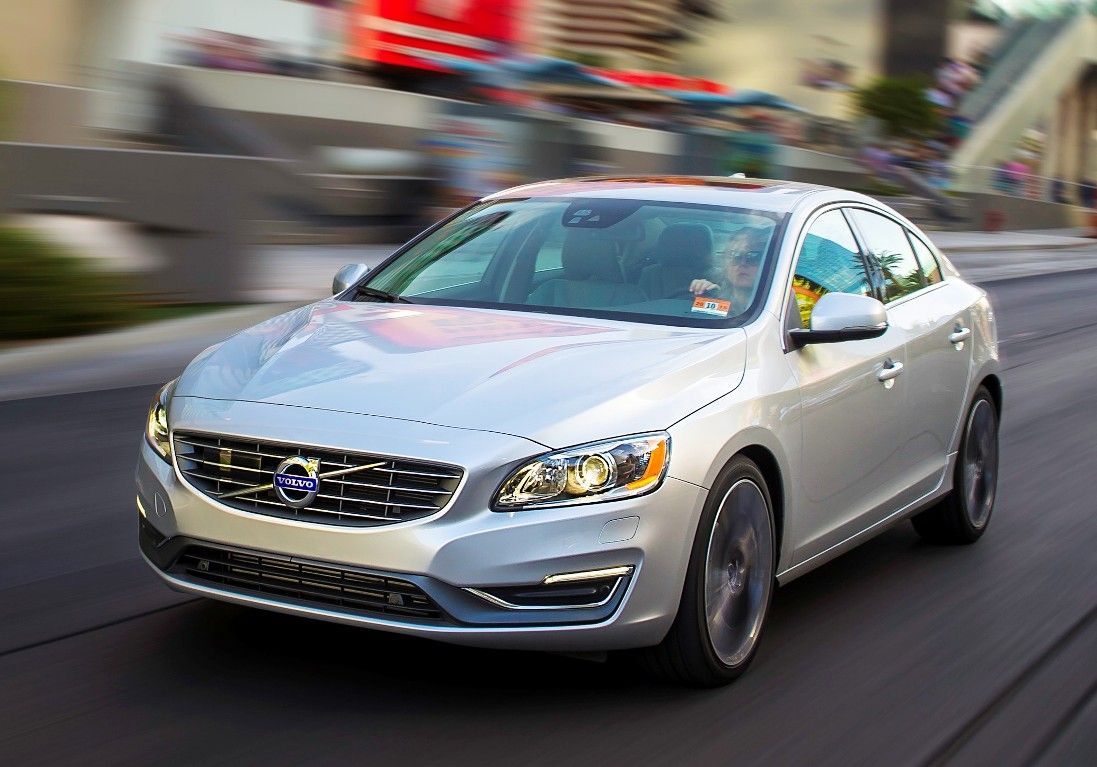 Volvo sells a record 465,866 cars in 2014 | CarDekho.com
