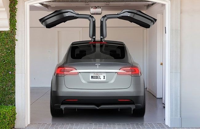 Tesla Model X Availability Stretched to Late 2015 | CarDekho.com