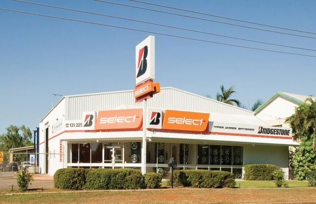 Bridgestone opens a new select store in Mumbai | CarDekho.com