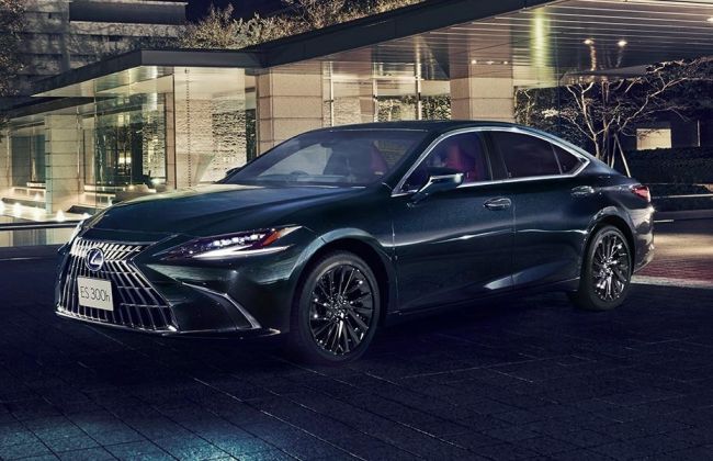 Lexus ES 300h Updated With New Tech And Increased Practicality, Starts ...