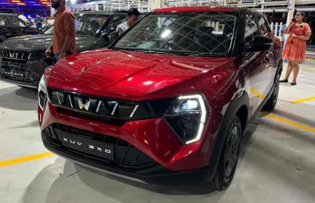 Mahindra XUV 3XO MX3 Pro Explained In 7 Images | CarDekho.com