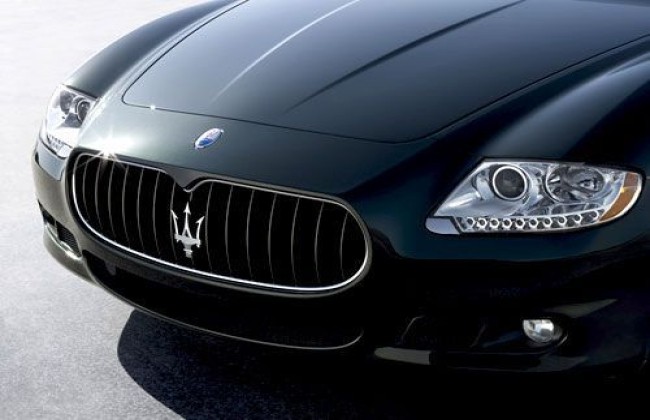 Maserati launched at Rs 1.2 crore | CarDekho.com