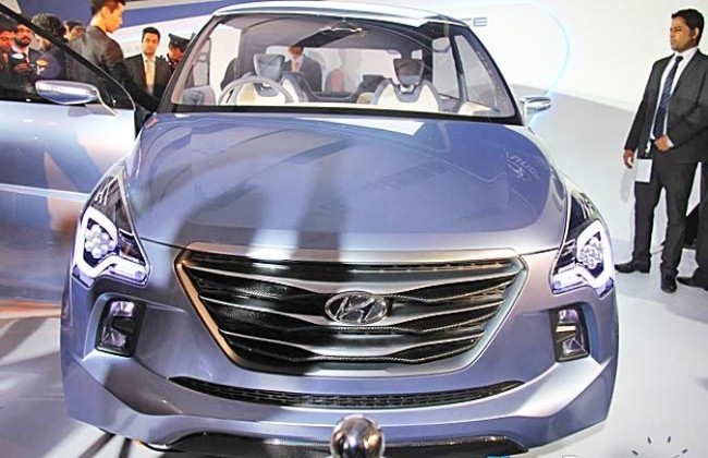 Hyundai eyes top car manufacturer slot, sets 7 million unit target for ...