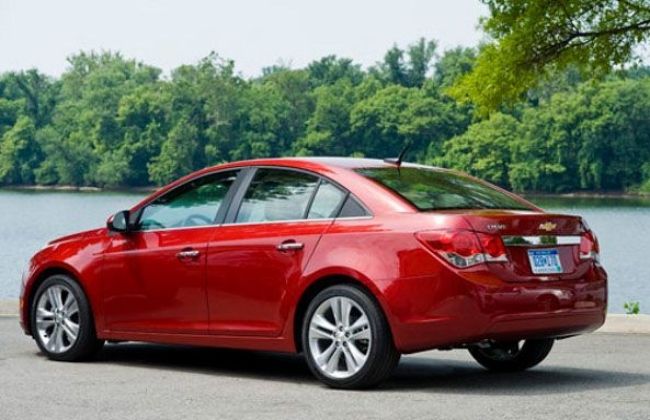 The New Chevrolet Cruze Launched With Upgraded Engine | CarDekho.com