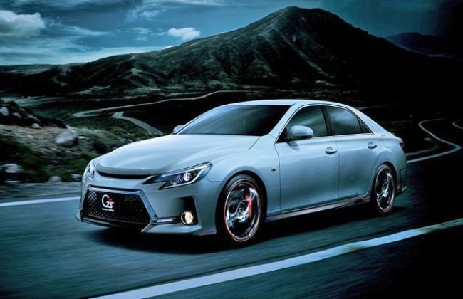 Toyota Mark X Gets a Refresh | CarDekho.com