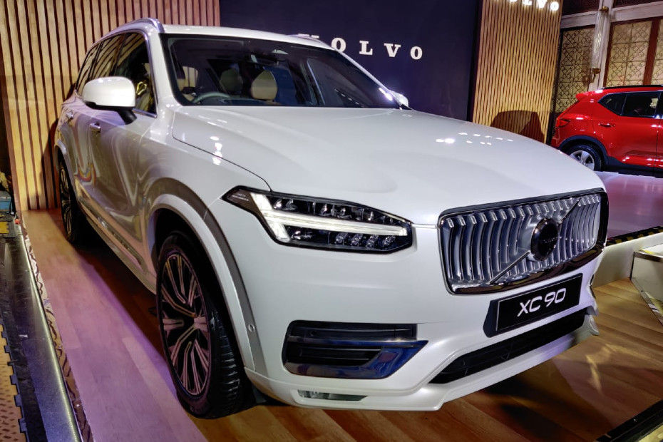 Volvo Electrifies Entire Lineup With New Mild Hybrid Variants For XC40 ...