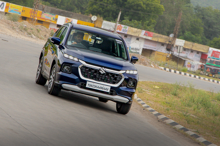 Maruti Suzuki Grand Vitara vs Brezza: Which SUV To Buy? | CarDekho.com