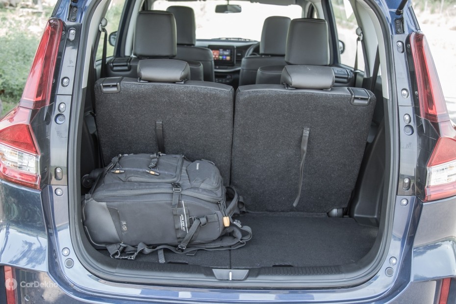 Maruti XL6 Price (April Offers!), Images, Review & Colours